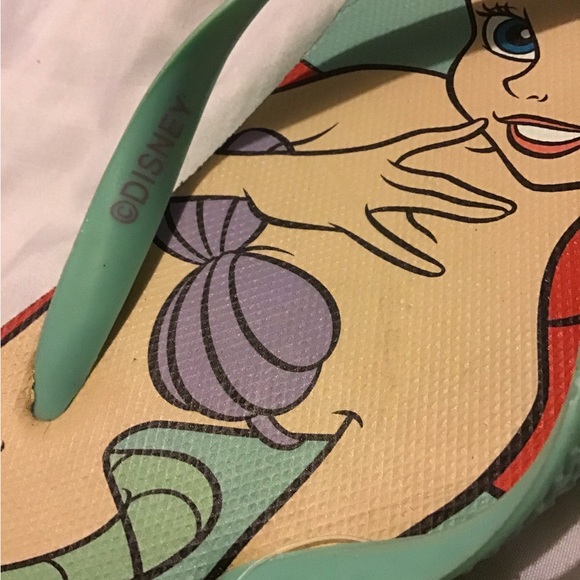 Disney | Shoes | Disney Size 5 Ariel The Little Mermaid Graphics Flip ...